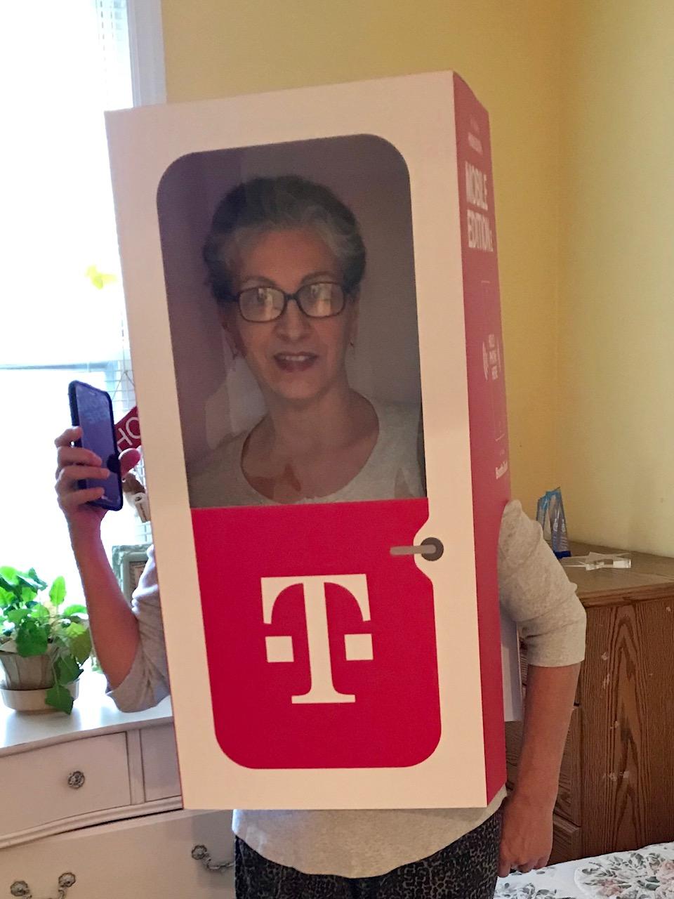 T-Mobile Phone BoothE!